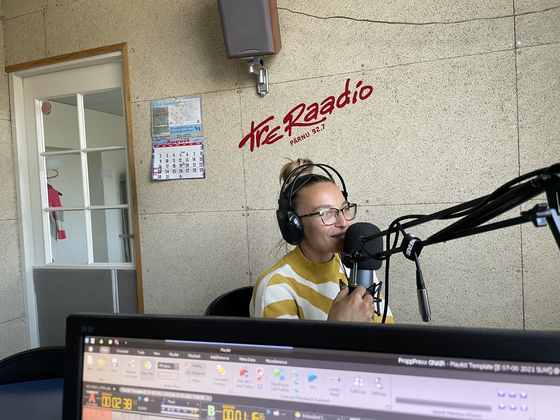 HOMMIKUINTERVJUU: LAURA-RETTI LAOS + SUVISED TEGEMISED